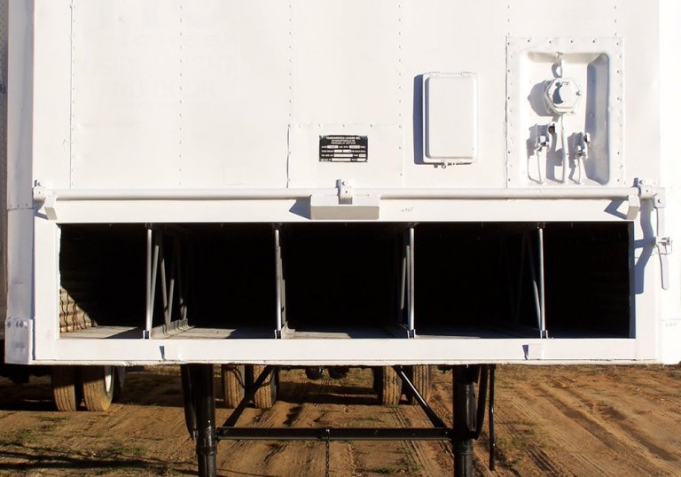 Home - Advanced Trailer